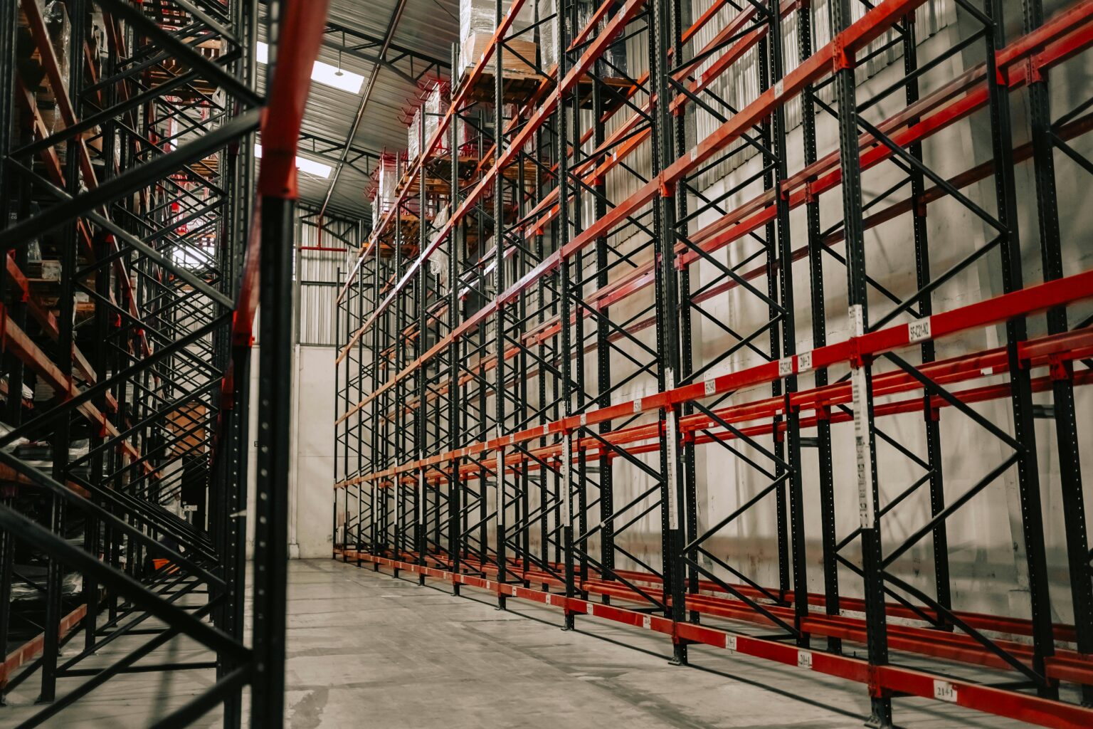 Racks Selectivos: la solución más versátil para bodegas eficientes